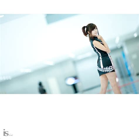 Sexy Busty Race Queen Ryu Ji Hye 류지혜 Collection Pictures Image Gallery