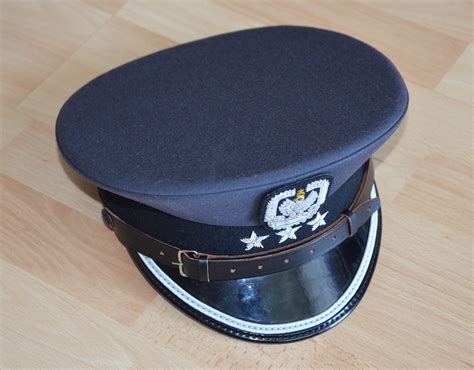 Czapka galowa porucznika Sił w Mundur w MyViMu