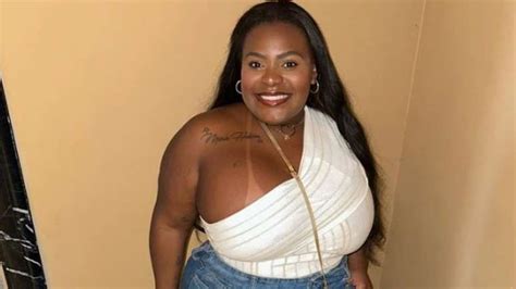 Jojo Todynho Surpreende Ao Mostrar Curvas Naturais Olha Essa Cinturinha