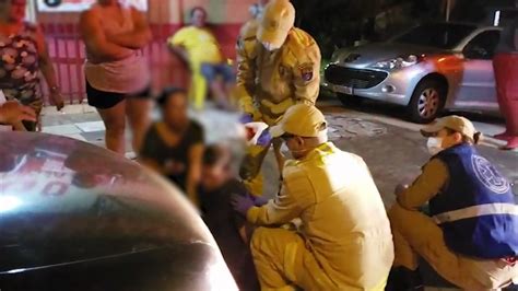 Homem sofre acidente e corte na cabeça mas recusa ser levado ao