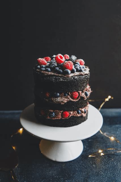 Dark Chocolate Naked Cake With Fresh Berries The Windy City Dinner Fairy