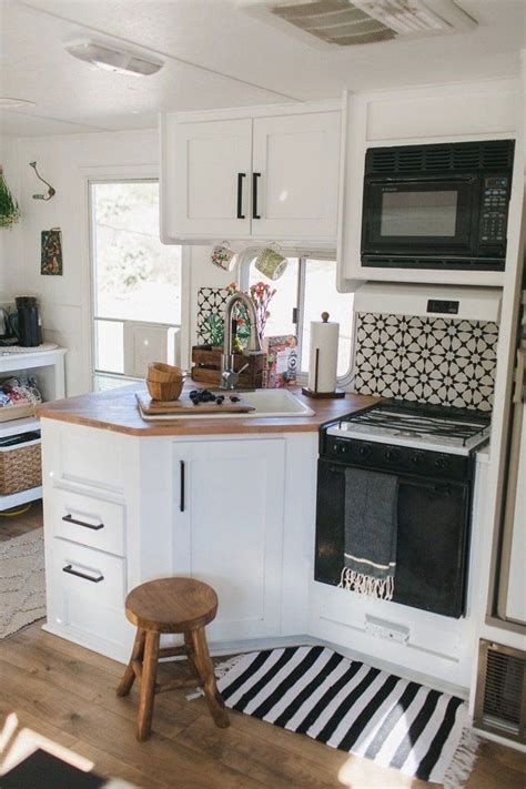 Marvelous Farmhouse RV Makeover Ideas You Can Do 38 LOVAHOMY