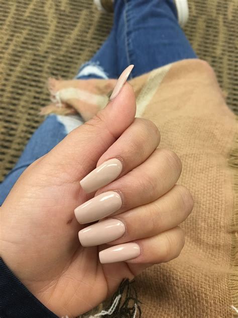 DND No Chip Nail Polish In The Shade Havana Cream Fall Nail Colors