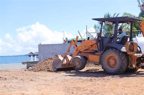 Pequeñas Acciones que Embellecen el Paisaje MUNI PUERTO BARRIOS