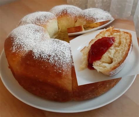 TORTA CIAMBELLA DI BRIOCHE NUVOLA ALLO YOGURT Dolce Ricetta Facile