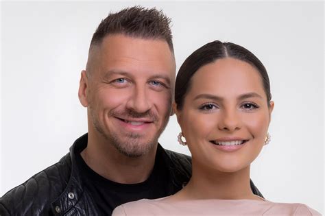 Index Mindeközben Vastag Csaba neje Domján Evelin elárulta mi a