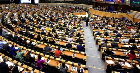 Més Compromís ratifica el acuerdo para concurrir con Sumar a las