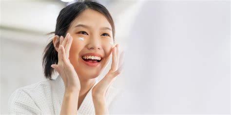 Rekomendasi Skincare Mengecilkan Pori Pori Kulit Jadi Mulus