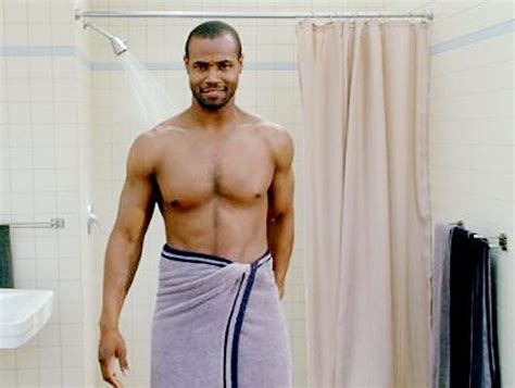 How To Wrap A Towel Around Your Waist
