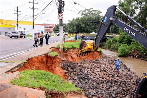 Prefeitura fez obra em trecho onde cratera se abriu na Torquato Tapajós
