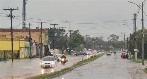 Chuva alaga ruas de Pelotas e causas transtornos Diário da Manhã