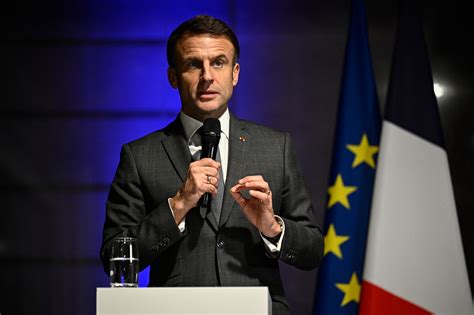 EN DIRECT Vœux d Emmanuel Macron 2024 année de détermination