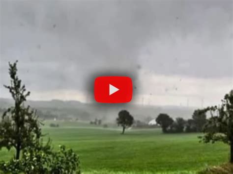 Meteo Cronaca Diretta VIDEO GERMANIA Un Pauroso Tornado Si Abbatte