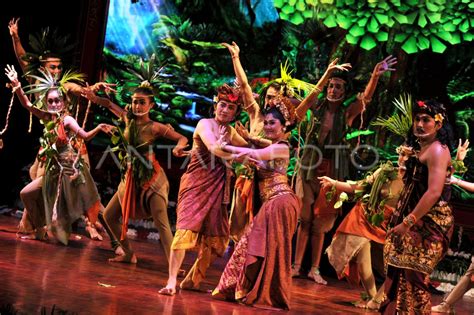 PEMBUKAAN PESTA KESENIAN BALI ANTARA Foto
