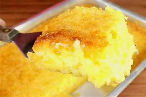 Bolo de milho cremoso da fazenda que fica divino é muito fácil de