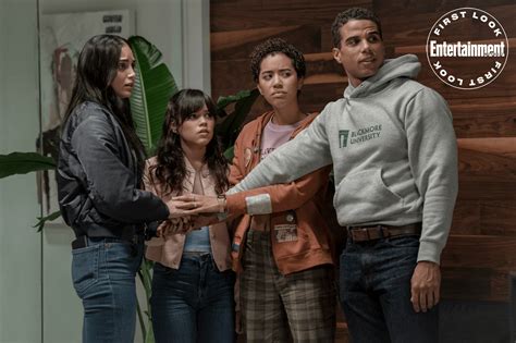 Hayden Panettiere Melissa Barerra E Jenna Ortega Retornam Nas Novas