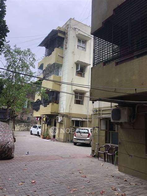 Gokul Flats Raja Annamalai Puram Rent WITHOUT BROKERAGE Semi