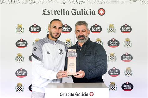 Seba P Rez O Jogador Do M S Estrella Galicia De Outubro Boavista