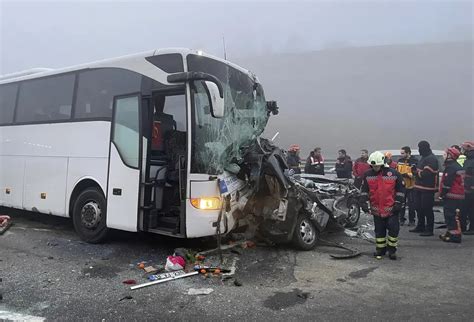 Neblina causa choque múltiple 10 muertos y 57 heridos