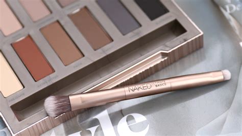 Urban Decay NAKED Ultimate Basics Palette Review Beautylab Nl