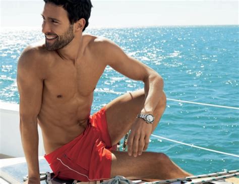 Noah Mills Naked For The Beautiful Men
