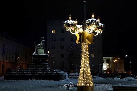 Świąteczna iluminacja w Warszawie 2023 2024 Zapraszamy na świąteczny