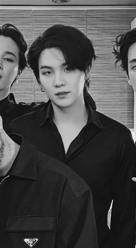 Min Yoongi Bts Min Suga Kim Namjoon Foto Bts Bts Photo Min Yoongi