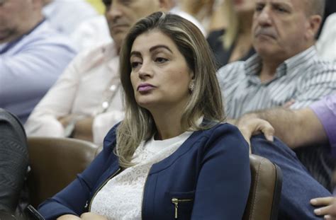 MP Pede O Afastamento De Prefeita Por Pressionar Vereadores Que Votam