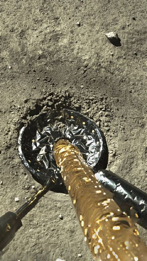 La sonda china Chang e 5 aluniza con éxito todo listo para recoger las