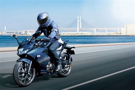 Suzuki Gixxer And Gixxer Sf Launched In Malaysia