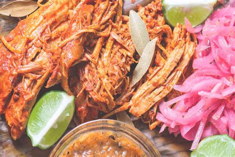 Cómo hacer la tradicional cochinita pibil en estufa lista para un