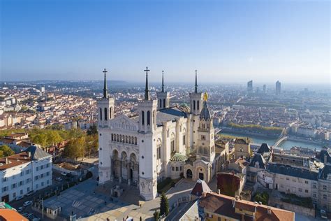 Visiter Lyon les 10 lieux à voir absolument selon les locaux