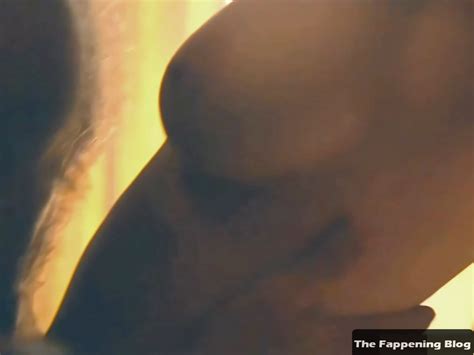 Emma Mackey Nudes Telegraph