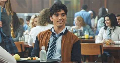 Meet The Kissing Booth 2” Cast Who Plays Marco Chloe And More Teen Vogue