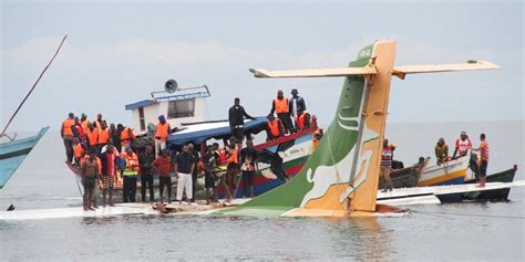 Tanzania samolot pasażerski runął do jeziora Wiktorii Co najmniej 19