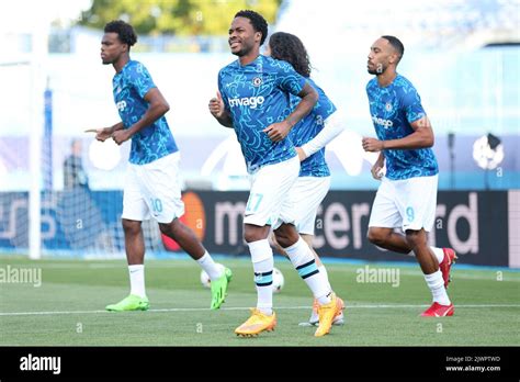 ZAGREB KROATIEN 06 SEPTEMBER Raheem Sterling Aus Chelsea Macht