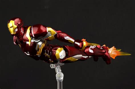 Bandai S H Figuarts Iron Man Mark 46 The Fwoosh