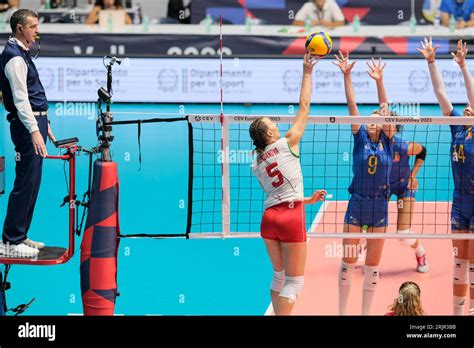 Maria Yordanova L Of Bulgaria Diana Ioana Calota C And Roxana Daiana Roman R Of Romania