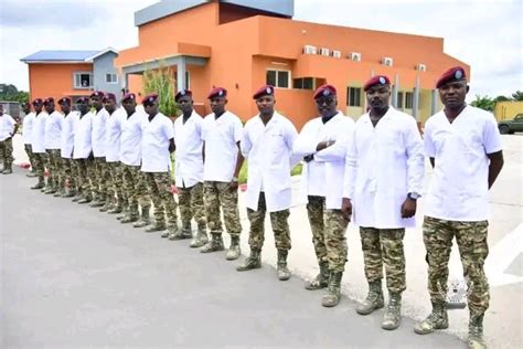 Kinshasa la garde républicaine dotée dun hôpital moderne au camp