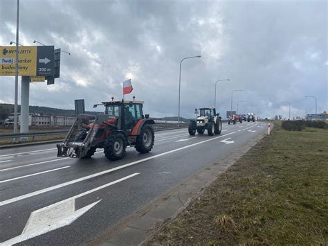 Protest Rolnik W Traktory Ponownie Blokuj Ulice Uwaga