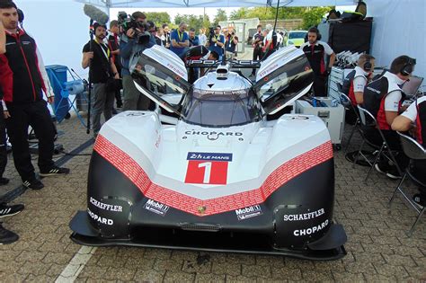 Porsche 919 Hybrid Evo Shatters Nürburgring Nordschleife Lap Record
