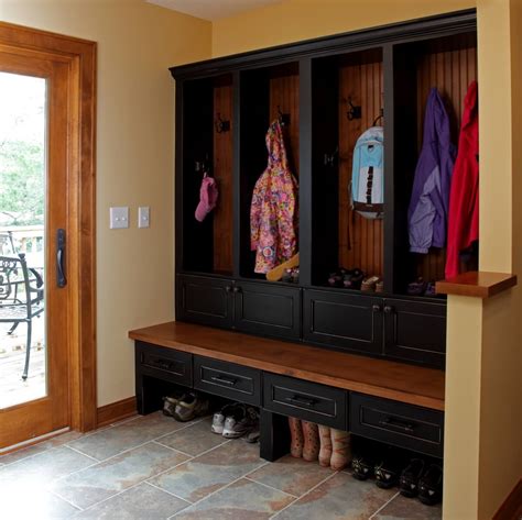 Mudroom Entryway Lockers And Bench