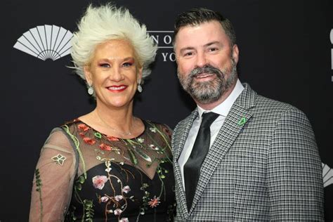 Who Is Anne Burrell S Husband All About Stuart Claxton