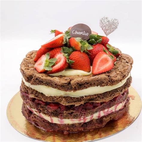 Torta Naked Cake Frutas Vermelhas Grande Charlie Confeitaria