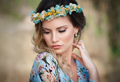 Wallpaper Women Model Face Portrait 2048x1398 WallpaperManiac