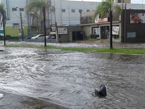 G1 Chuva forte causa alagamentos em São João Mococa e Rio Claro SP