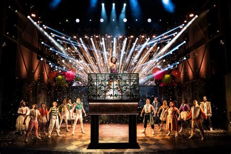 And Juliet Broadway Review Britney Shakespears New York Theater