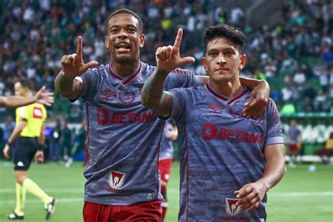 Retrospecto Fluminense não perde para o Palmeiras há dois anos mas