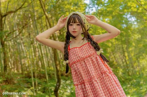 Yaokoututu 咬一口兔娘ovo Green field tea party 绿野茶会 naked cosplay asian 69