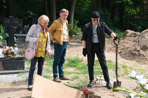 M jak miłość odcinek 1746 Kisielowa zaatakuje kleryka Grzegorza